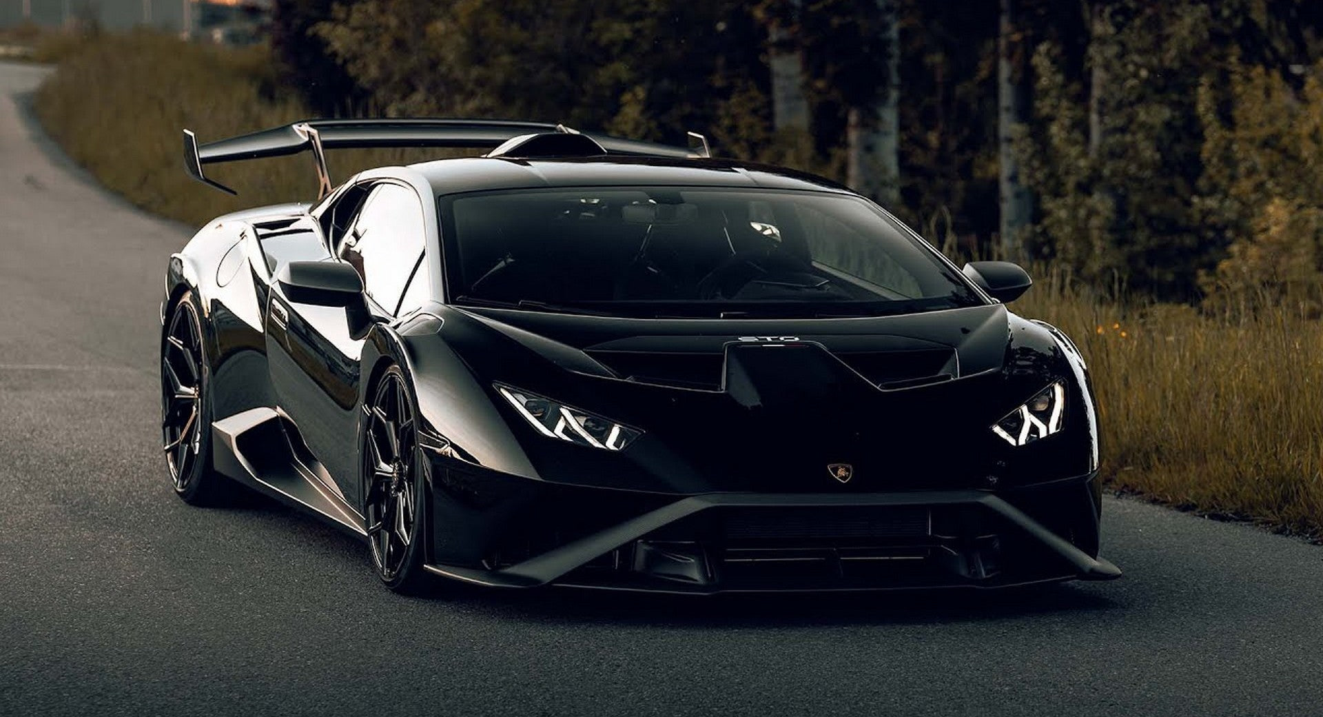 Lamborghini STO Carbon Fiber Upgrades | Eurobahn Dynamics