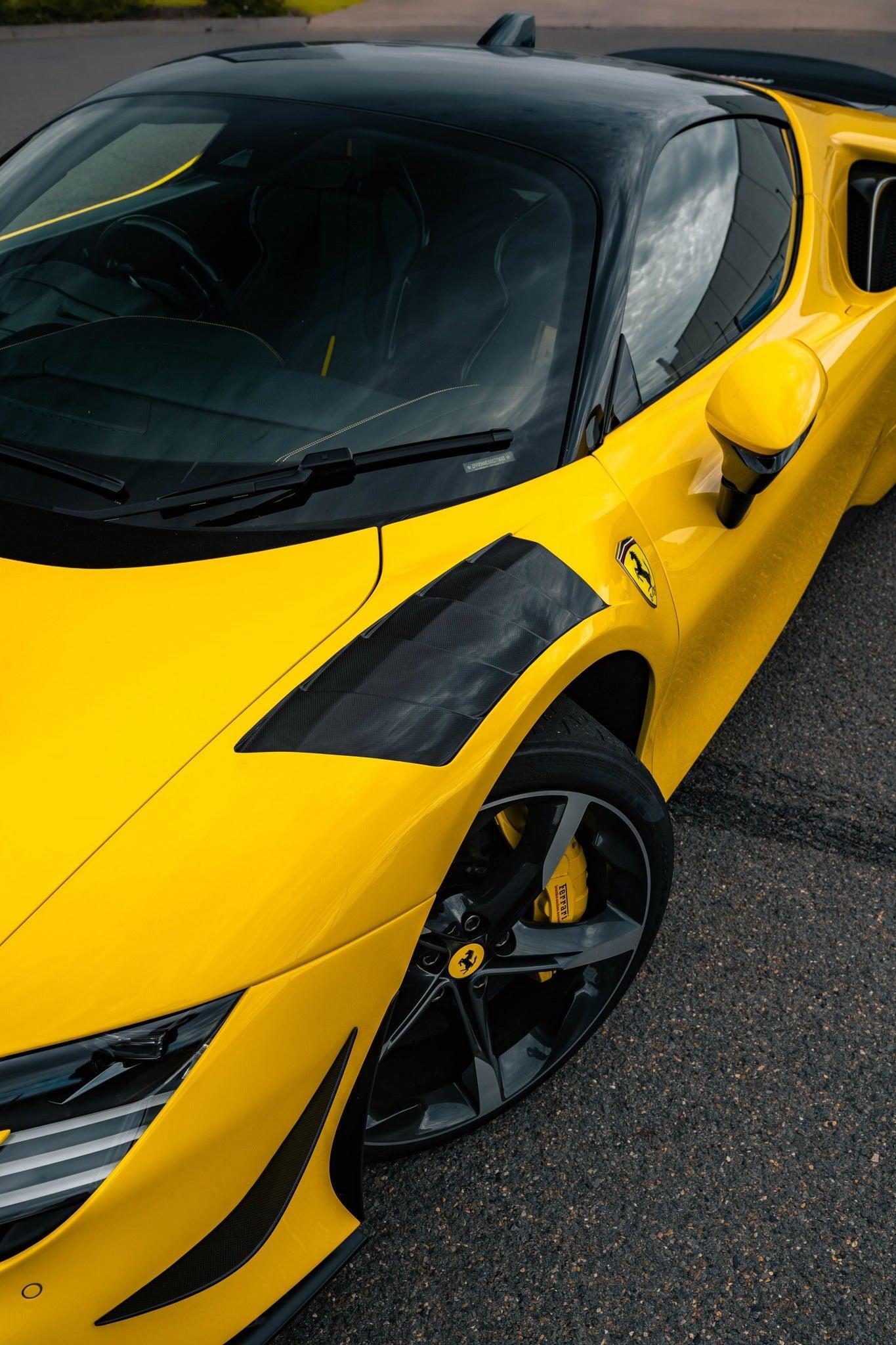 Ferrari SF90 FRP/Carbon Fiber Front Vented Fenders