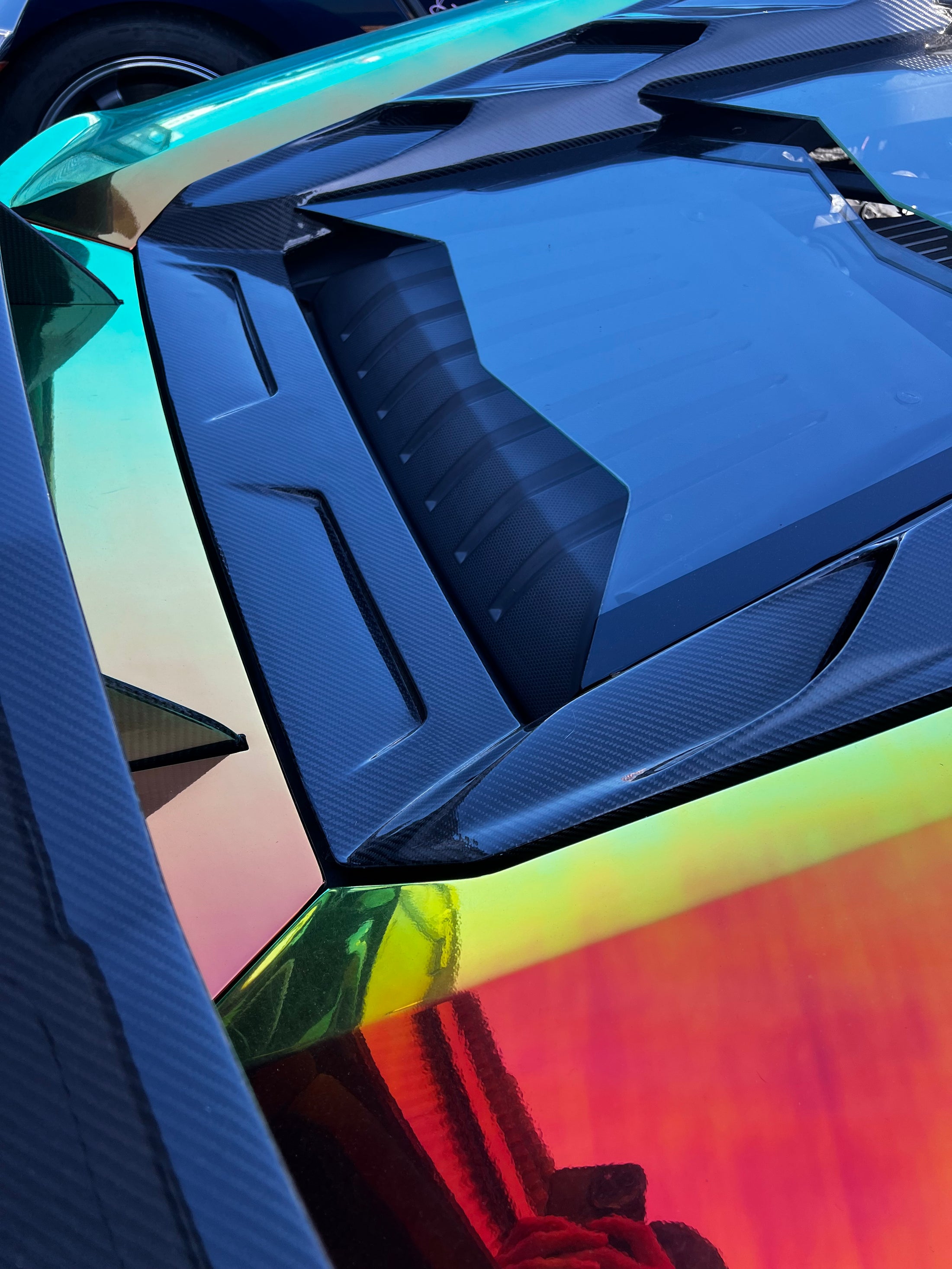 Lamborghini Huracan Carbon Fiber Glass Engine Cover