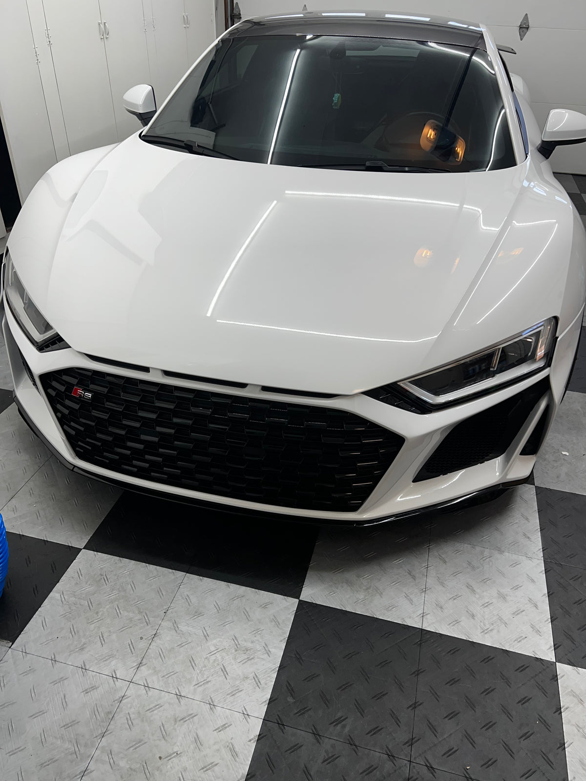 Audi R8 Pre Face Lift To Face Lift Conversion Front Bumper With Grille