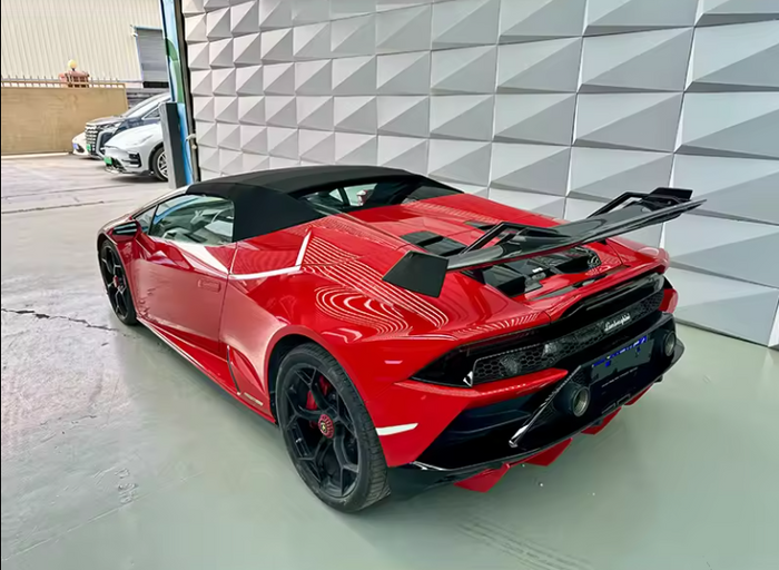 Lamborghini Huracan Carbon Fiber STO Style Wing
